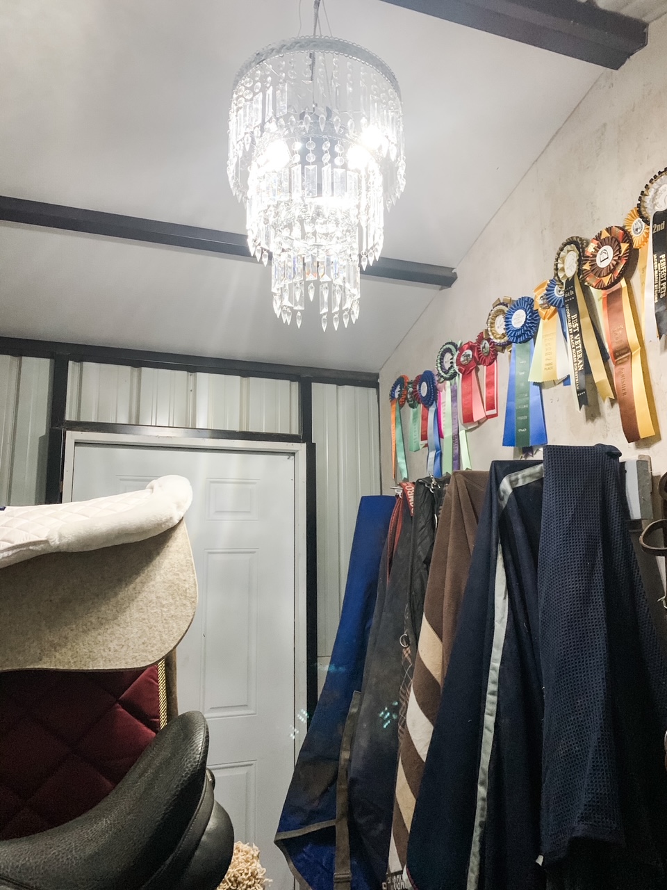 Extreme Makeover - Tack Room Edition - Budget Equestrian